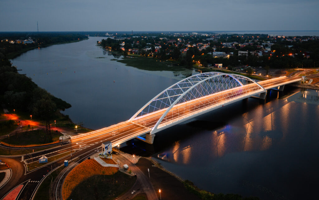Pärnu uus ja Eesti kõige pikem sild on valmis